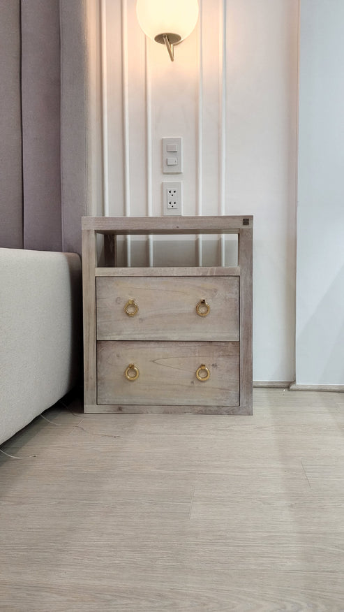 STELLA SIDE TABLE – tablaprimera